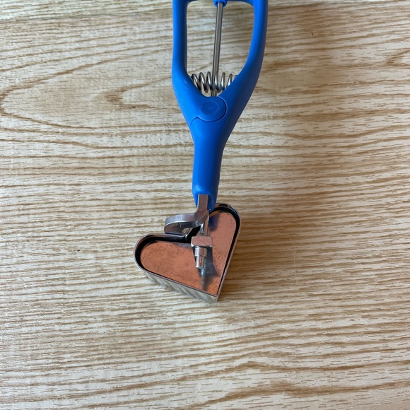 stockel | Kitchen | New Stckel German Heart Shaped Ice Cream Scoop ...